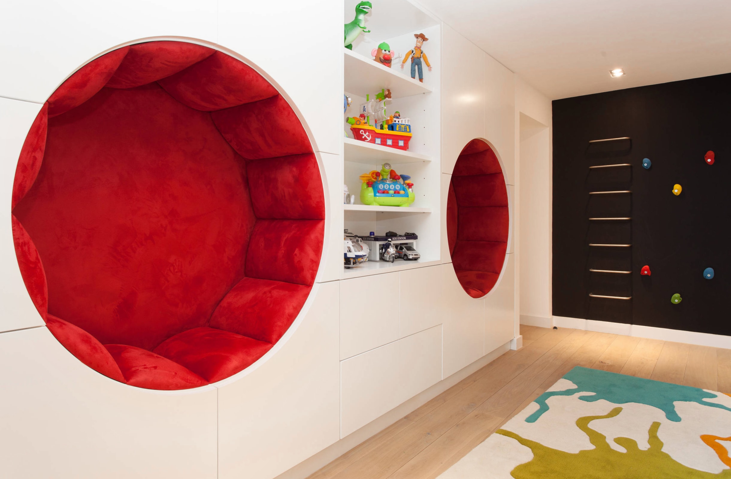 Cozy Up! How to Create the Ultimate Reading Nook | QualityBath.com Discover