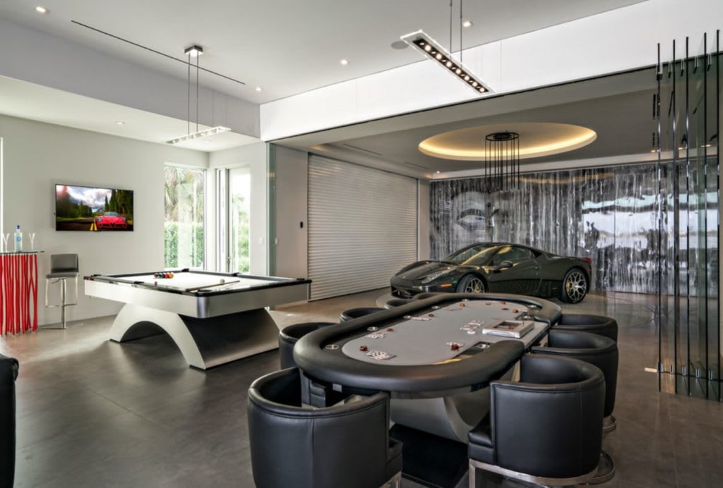 Top 10 Man Caves for Watching Super Bowl 2017 | QualityBath.com Discover