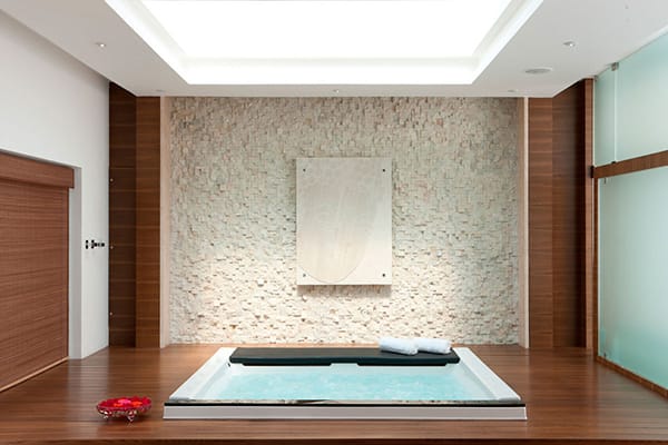 Shape Up: Everything You Need to Know About Different Tub Shapes ...