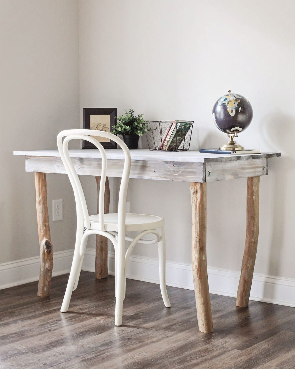 11 Farmhouse-Chic DIYs for Rustic Charm | QualityBath.com Discover